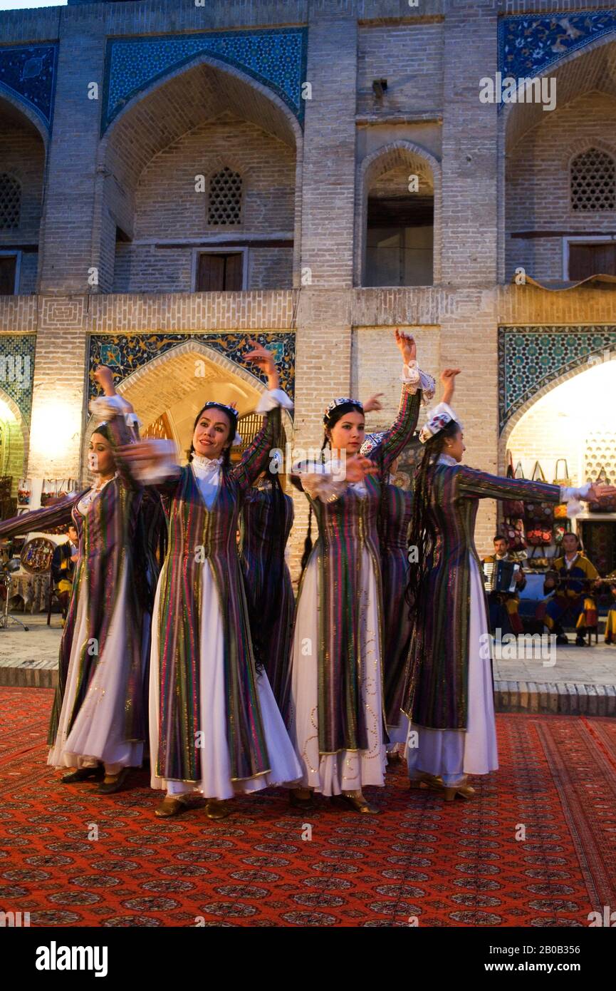 UZBEKISTAN, BUKHARA, NADIR DEVON MADRASSAH, FOLKLORE SHOW, TRADITIONAL ...