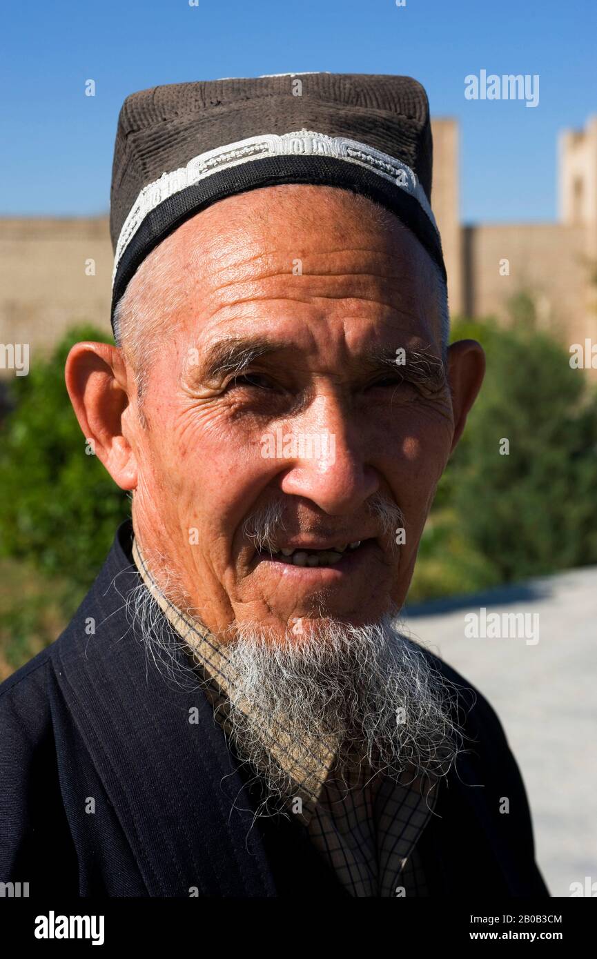 UZBEKISTAN, NEAR BUKHARA, BAKHAUTIN NAQSHBAND MAUSELEUM, PORTRAIT OF ...