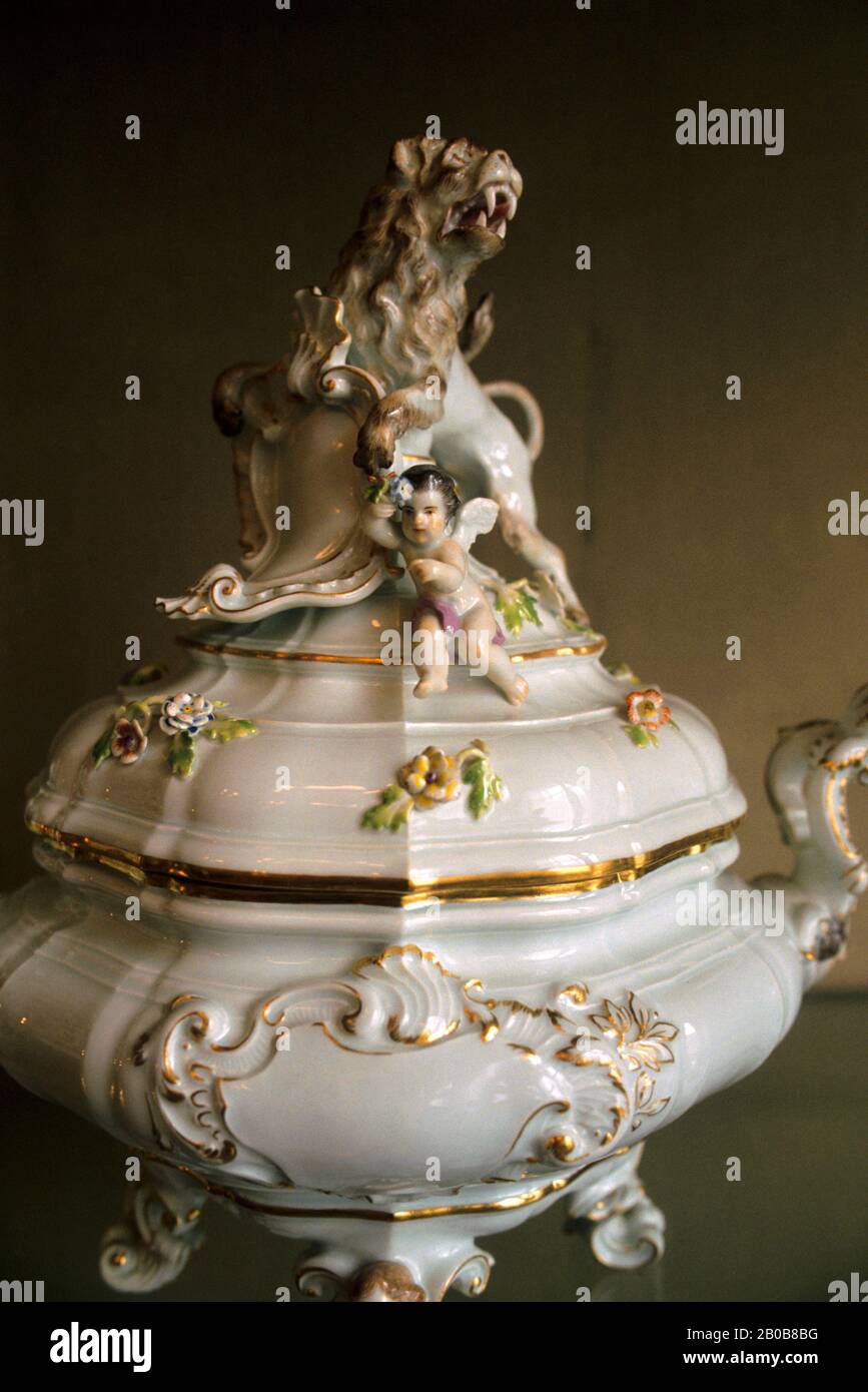 Meissen porcelain museum hi-res stock photography and images - Alamy