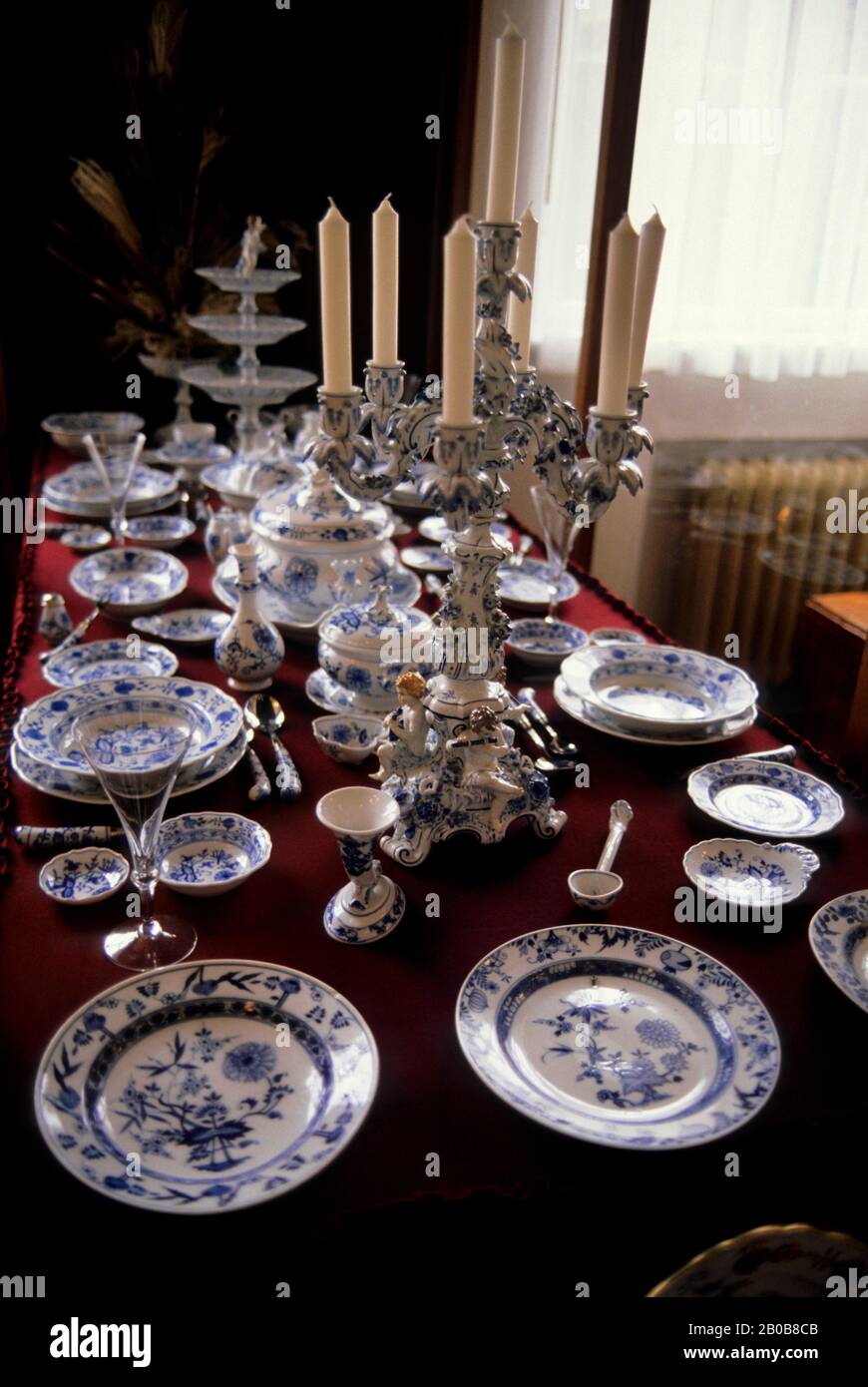 E.GERMANY, MEISSEN, PORCELAIN MUSEUM, DISPLAY Stock Photo - Alamy