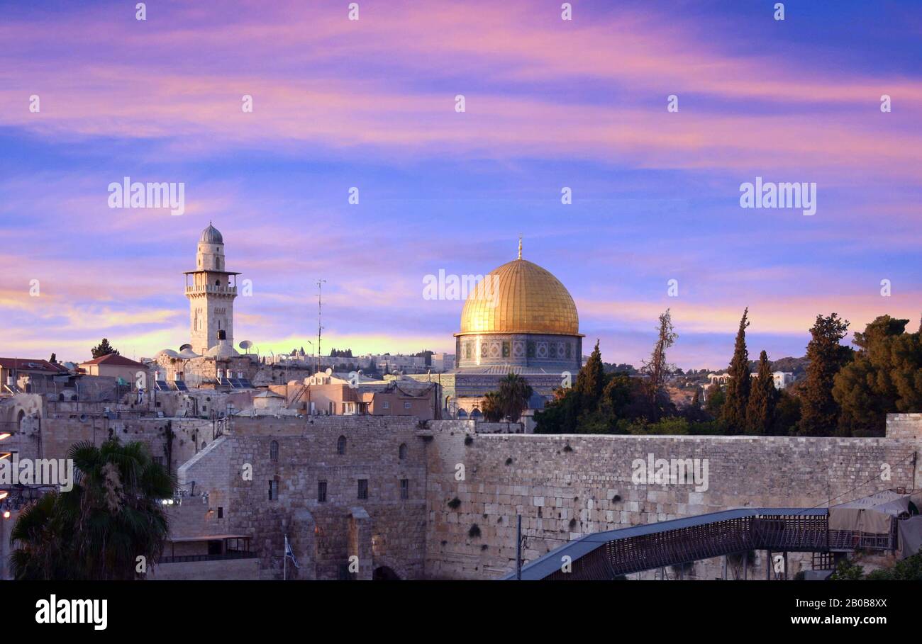 Jerusalem wailing wall sunset hi-res stock photography and images - Alamy