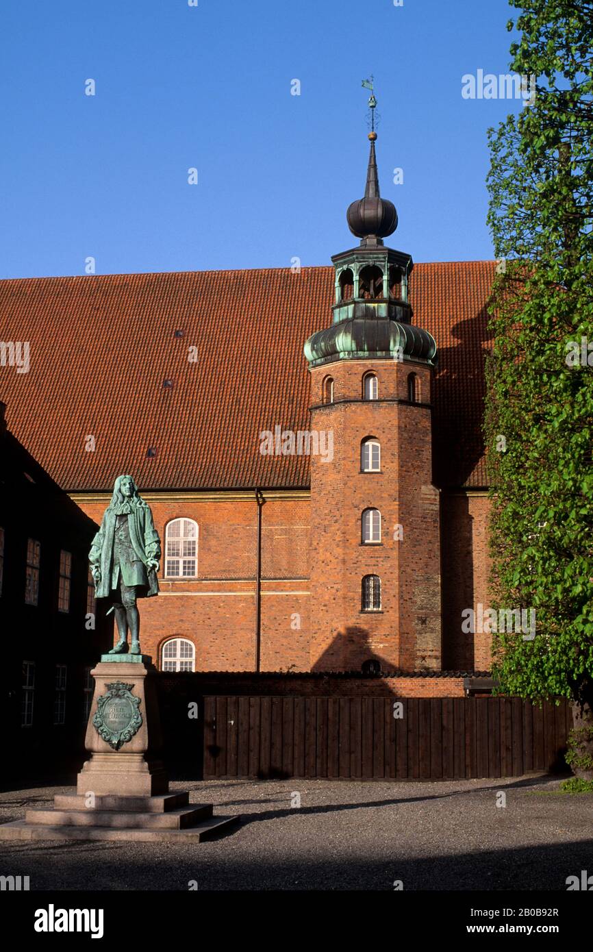 DENMARK, COPENHAGEN, OLD TOWN, ROYAL LIBRARY Stock Photo - Alamy