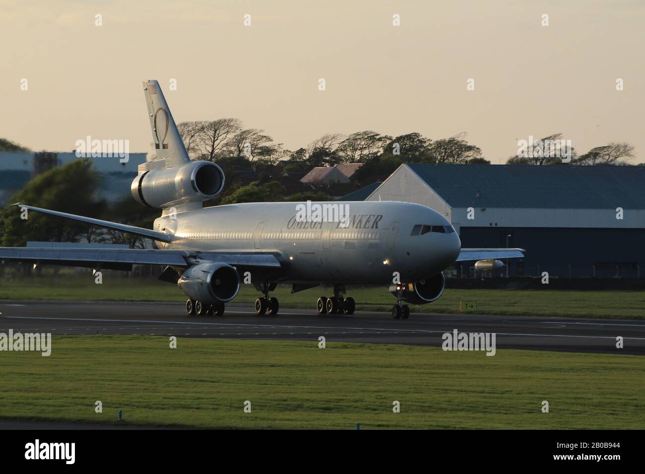 Mcdonnell douglas dc 10 40i hi-res stock photography and images - Alamy