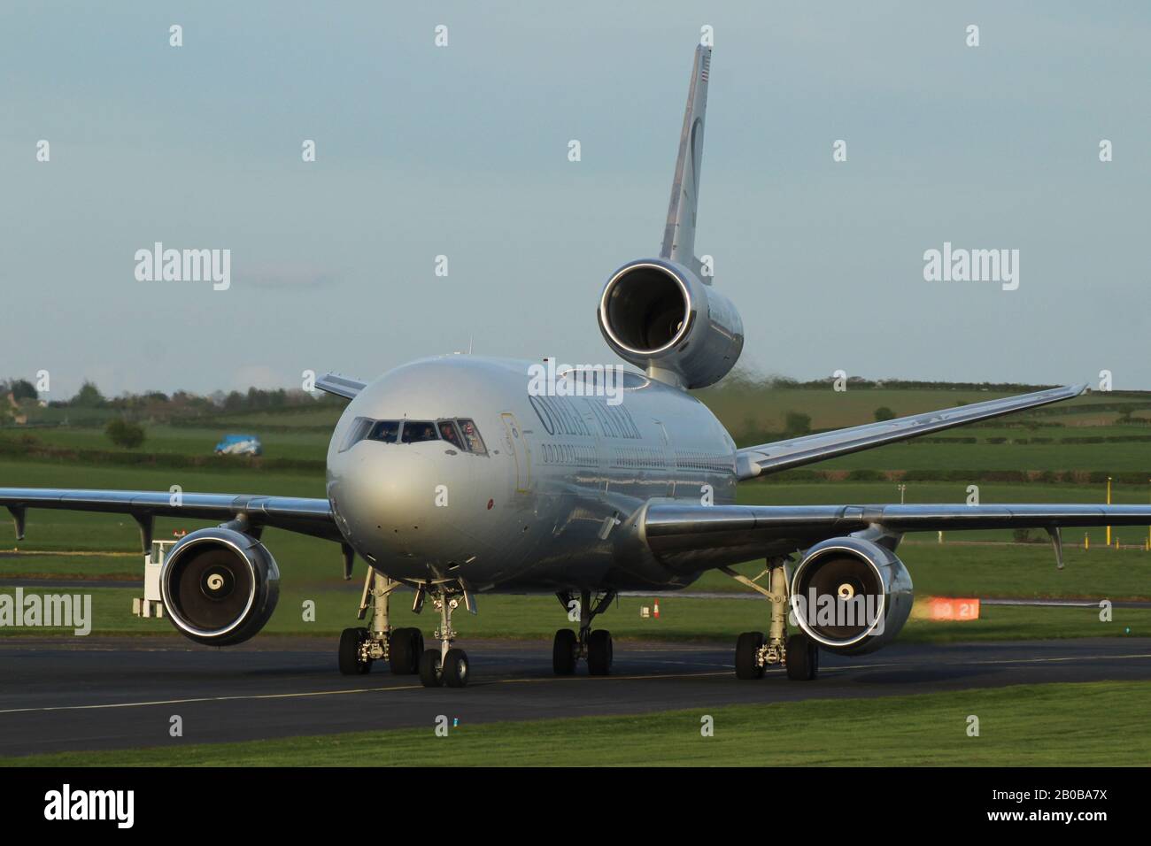 Mcdonnell douglas dc 10 40i hi-res stock photography and images - Alamy
