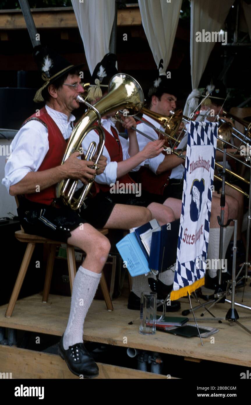 Baritone horn hi-res stock photography and images - Alamy
