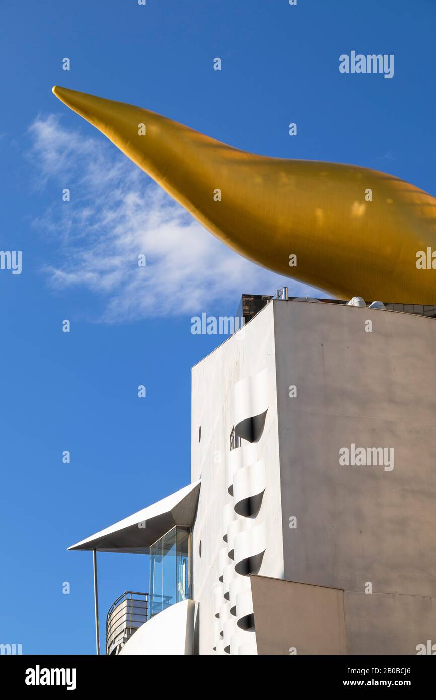 Asahi Breweries Tower, Tokyo, Japan Stock Photo - Alamy