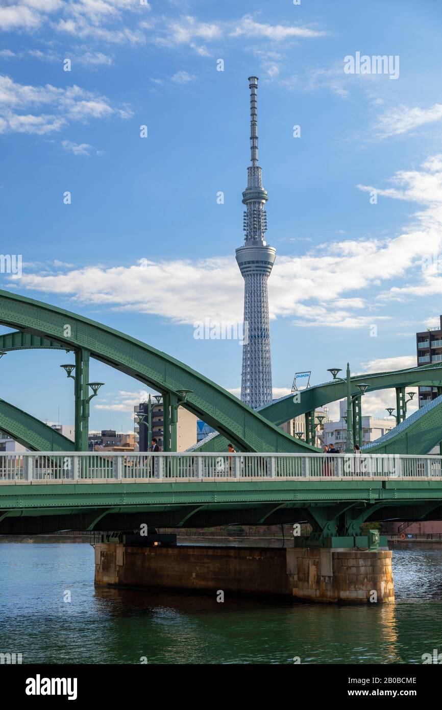 Tokyo Skytree and Komagata Bridge, Tokyo, Japan Stock Photo - Alamy
