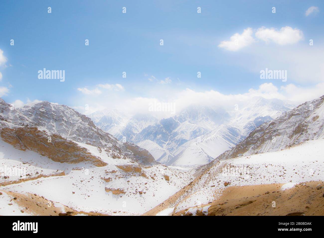 Zanskar range Himalayas. Ladak, India Stock Photo - Alamy