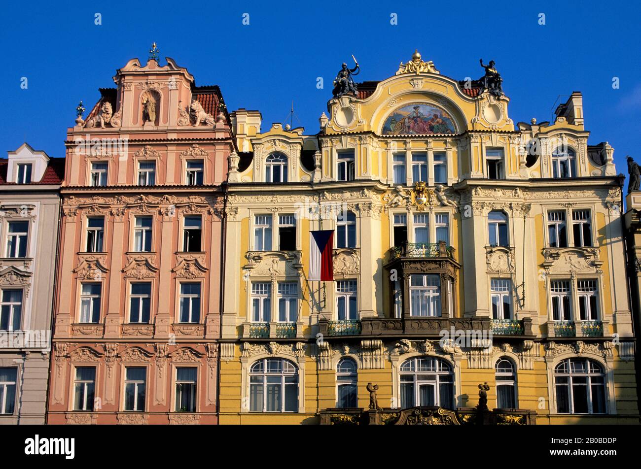 Town building houses hi-res stock photography and images - Alamy
