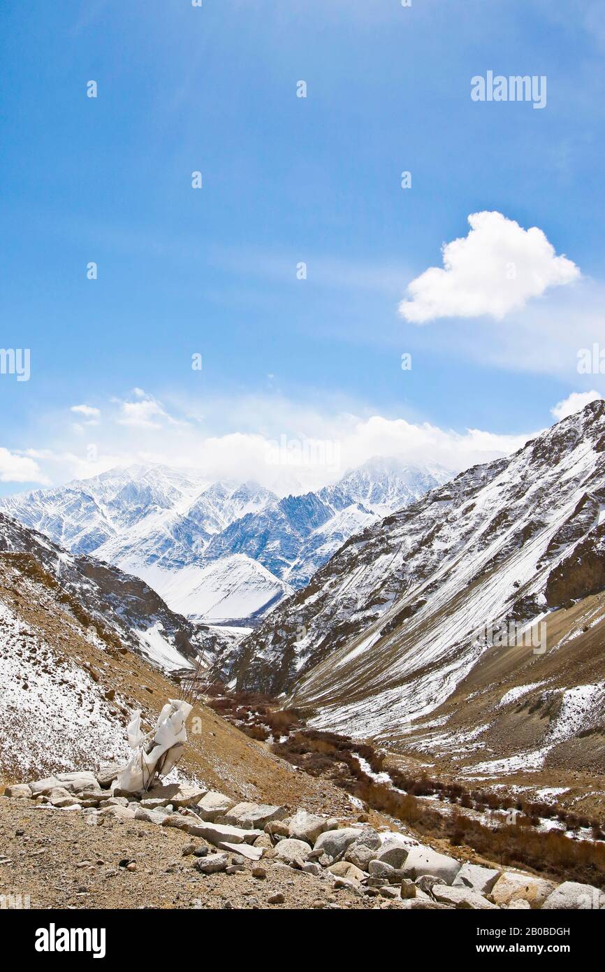 Zanskar range, himalayas hi-res stock photography and images - Alamy