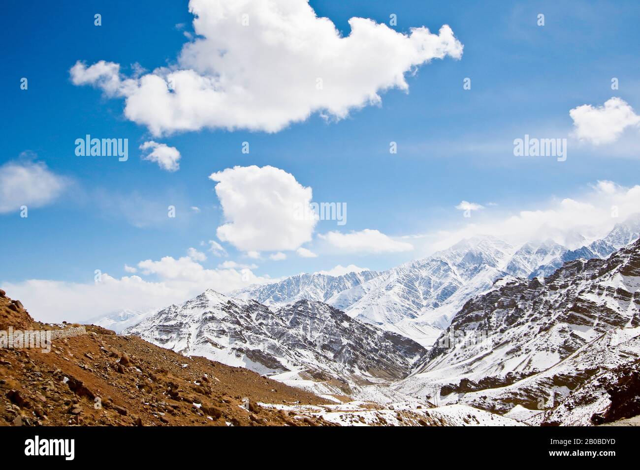 Zanskar range Himalayas. Ladak, India Stock Photo - Alamy