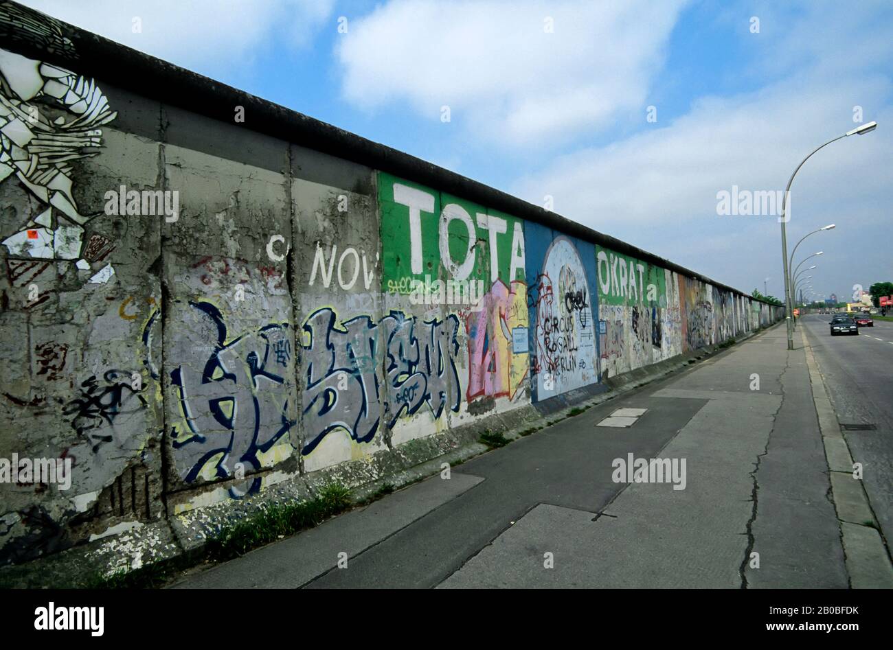 Berlin wall area hi-res stock photography and images - Alamy