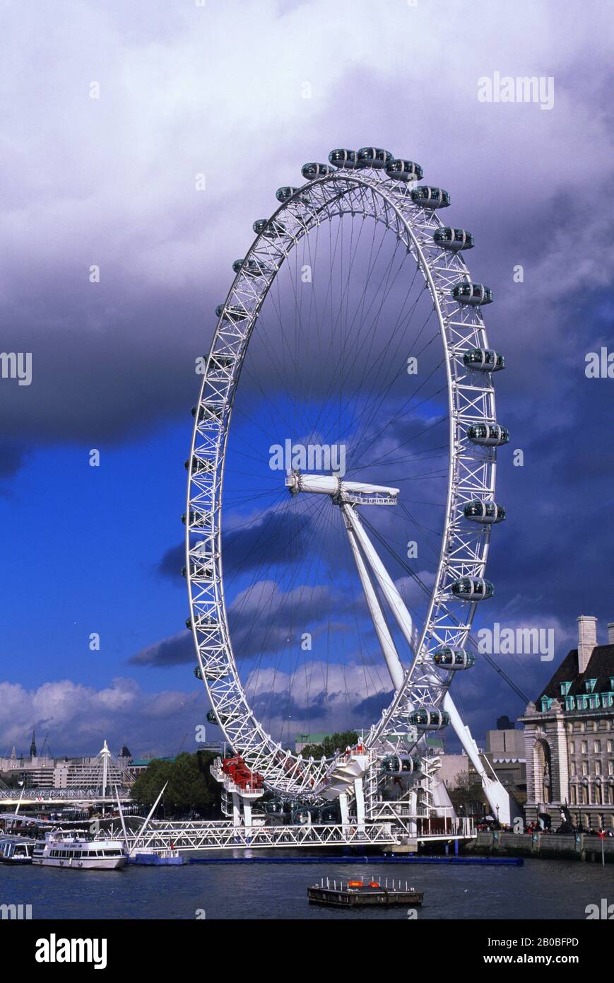 GREAT BRITAIN, LONDON, RIVER THAMES, 'EYE OF LONDON', FERRIS WHEEL ...