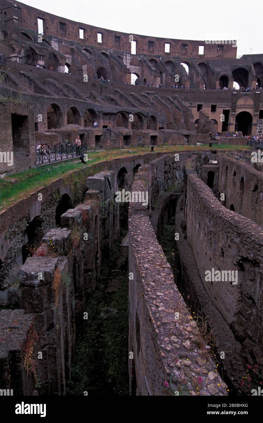 ITALY, ROME, COLOSSEUM, INTERIOR Stock Photo - Alamy