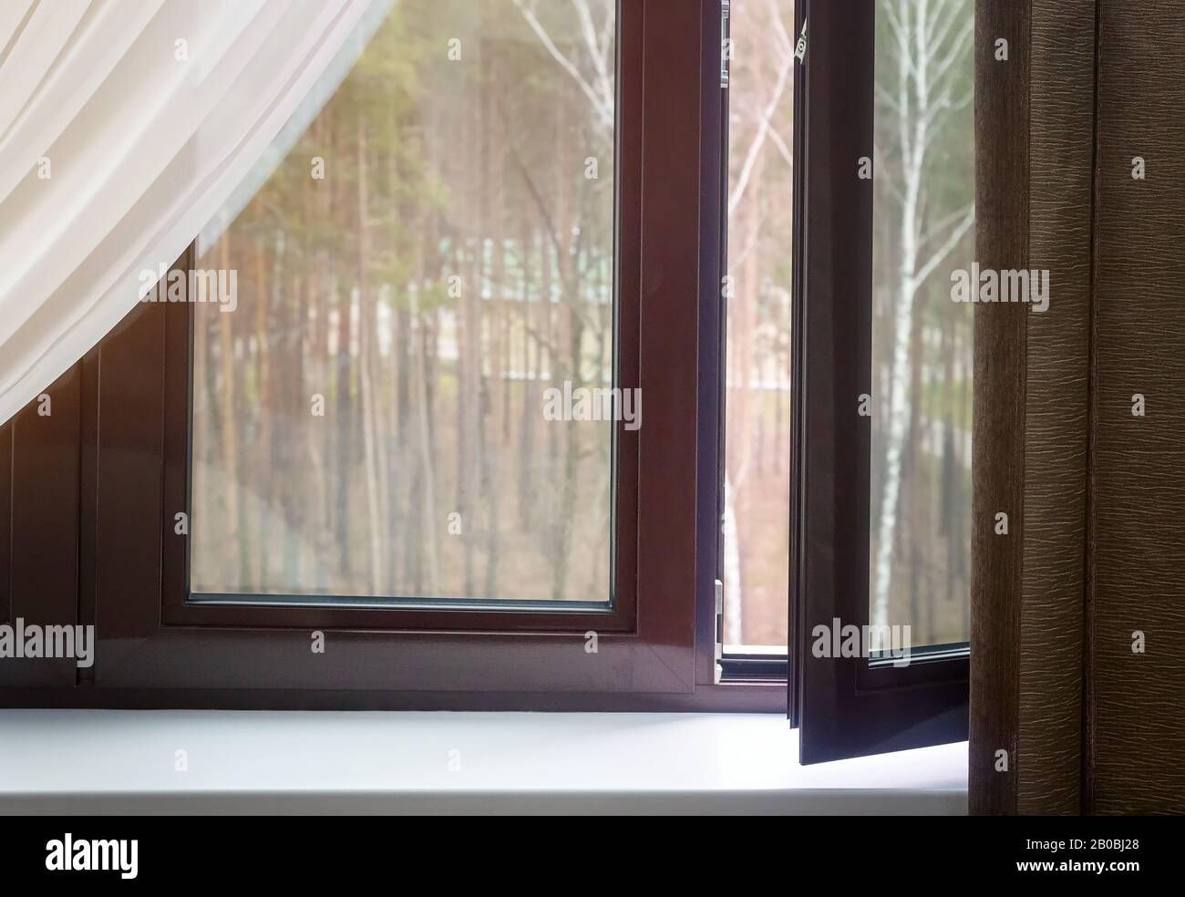 Partially open window hi-res stock photography and images - Alamy