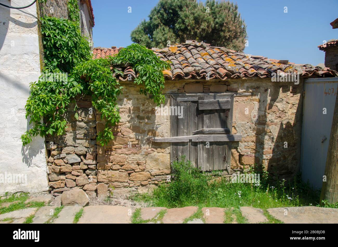 Old Stone House Stock Photo - Alamy