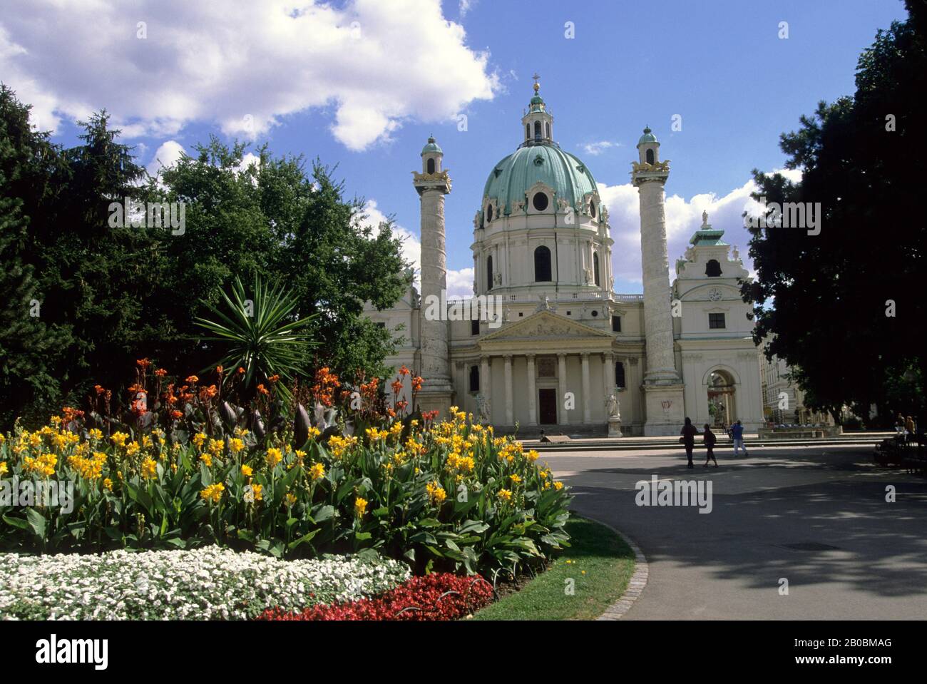 Architecture rococo flower hi-res stock photography and images - Alamy
