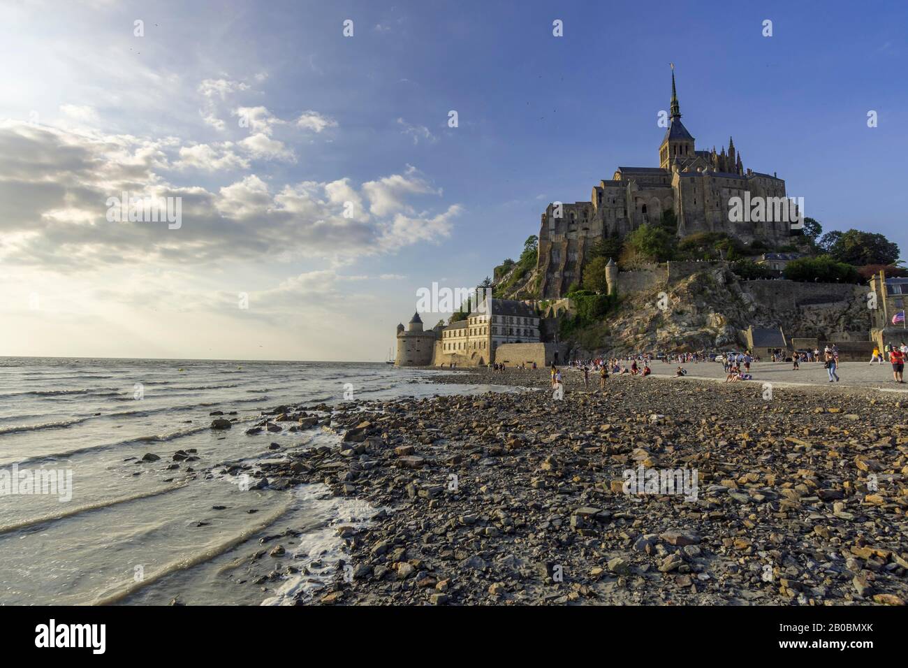 Incoming Flood, Mont-Saint-Michel, Departement Ille-et-Vilaine, France ...