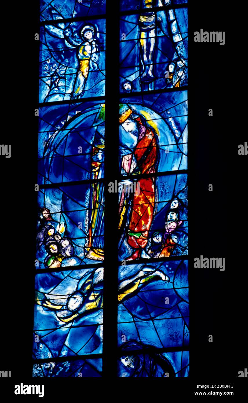 GERMANY, MAINZ, ST. STEPHEN'S CHURCH, MARC CHAGALL WINDOWS Stock Photo ...