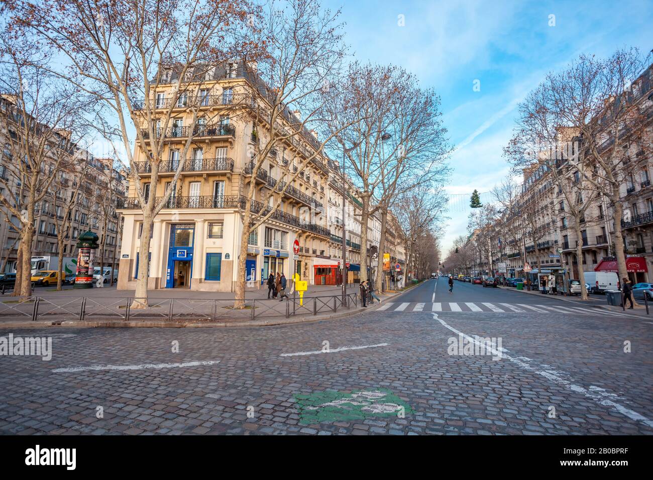 Medieval paris streets hi-res stock photography and images - Alamy