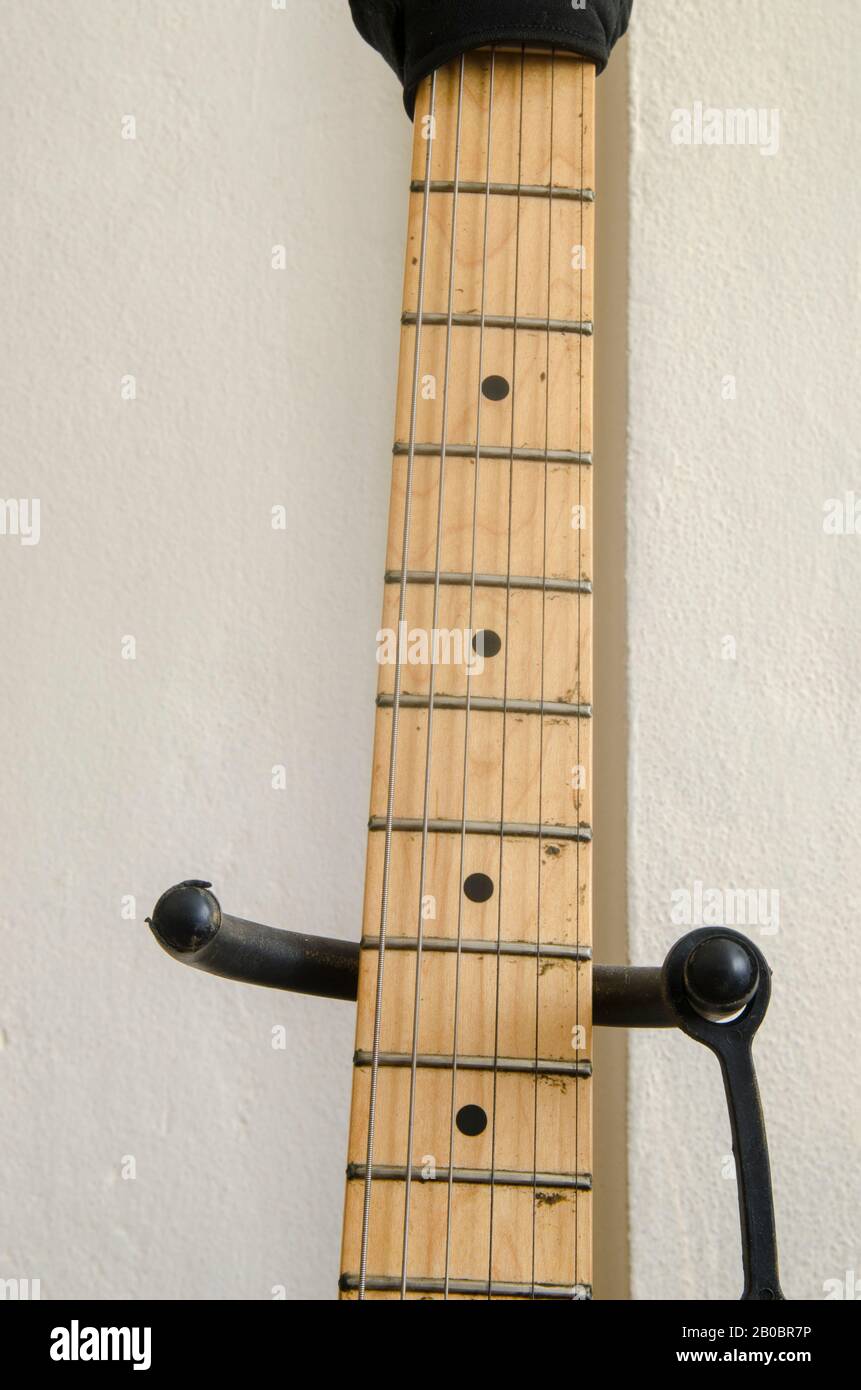 Dirty Electric Guitar Stock Photo - Alamy