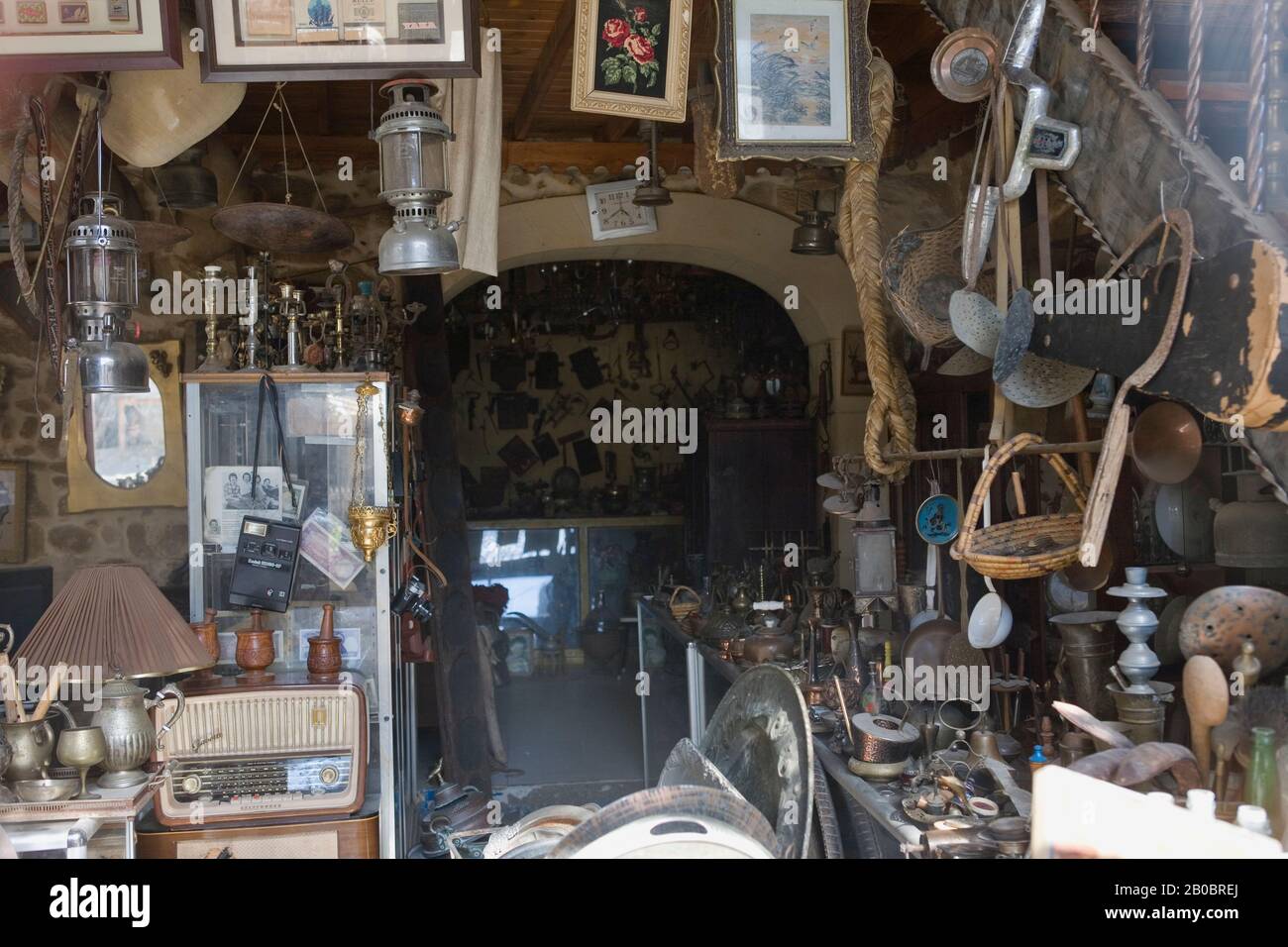 Lefkosa lefkosia northern cyprus shop hi-res stock photography and ...