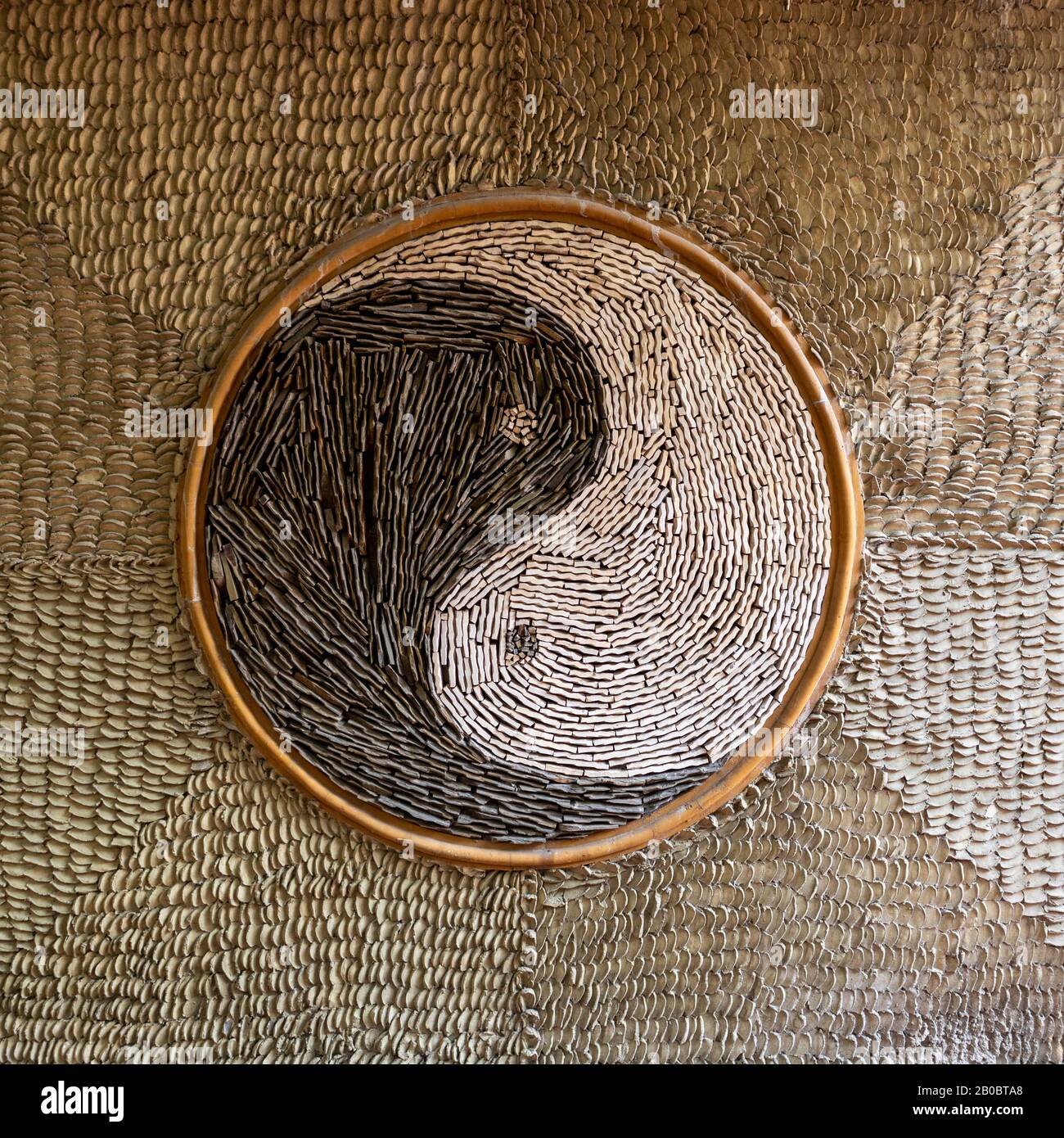 Yin and yang background texture black and white circle symbol Stock ...