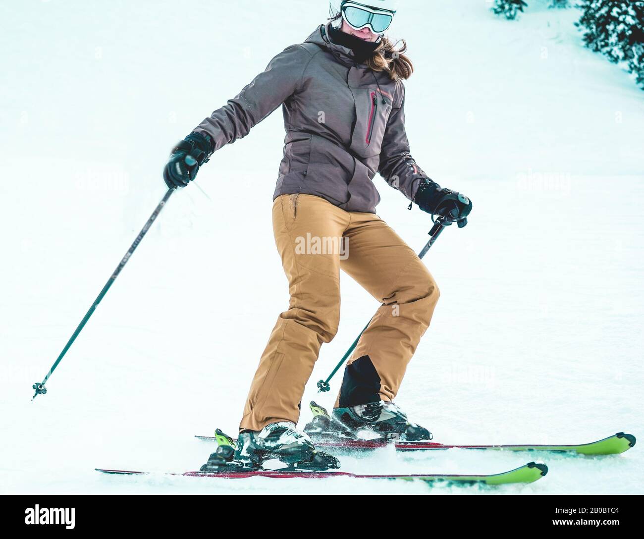 Ice skiing athlete hi-res stock photography and images - Alamy