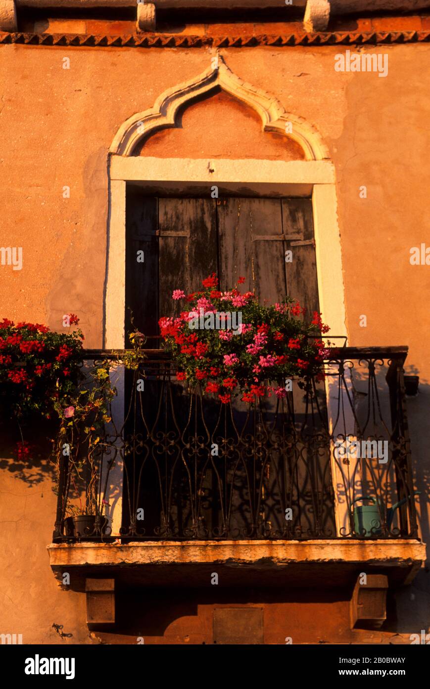 ITALY, VENICE, HOUSE, DETAIL, WINDOW Stock Photo - Alamy