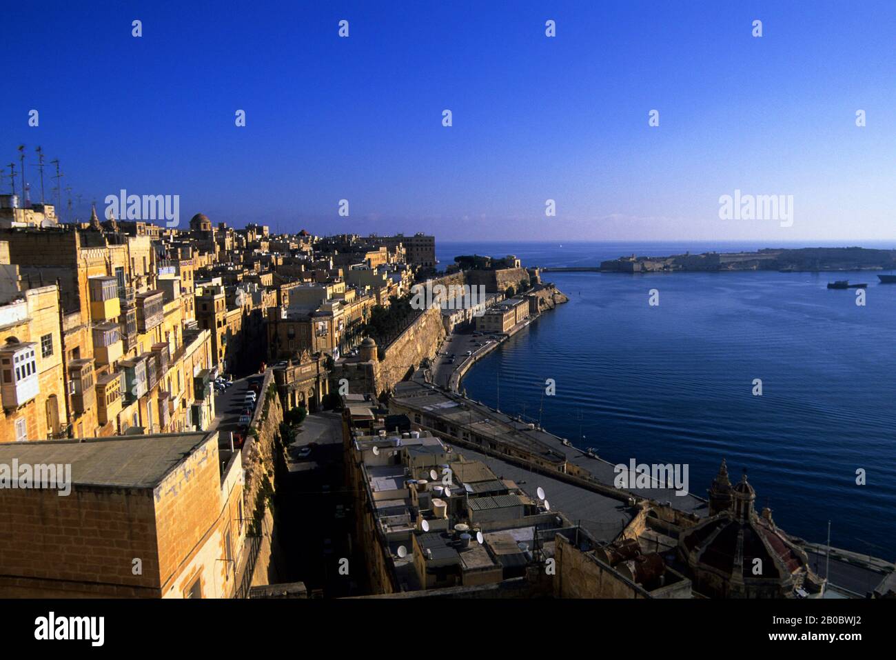 MALTA, VALLETTA, GRAND HARBOUR Stock Photo - Alamy