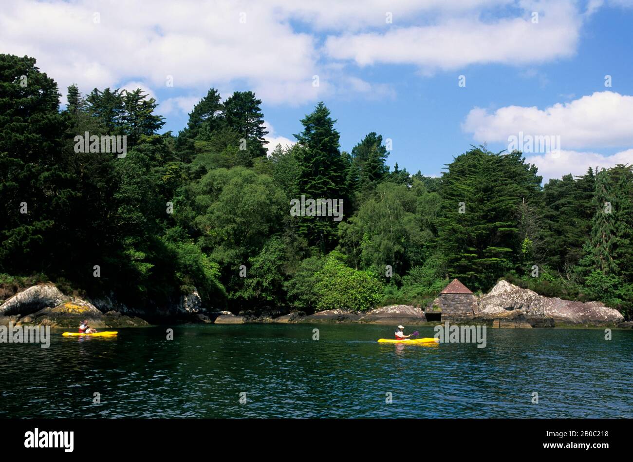 People of bantry hi-res stock photography and images - Alamy