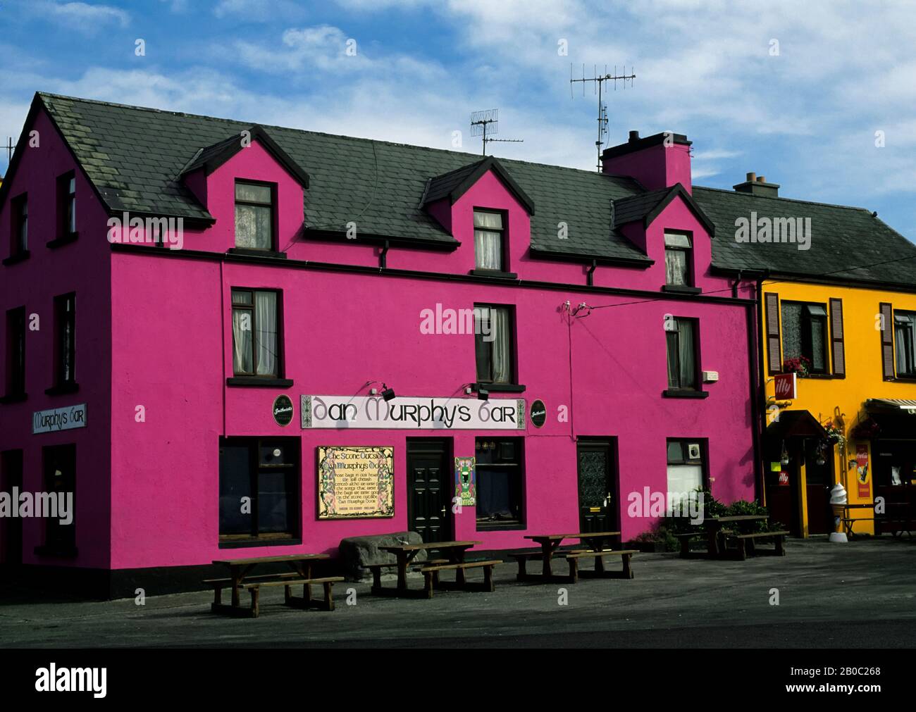 Local taverns hi-res stock photography and images - Alamy