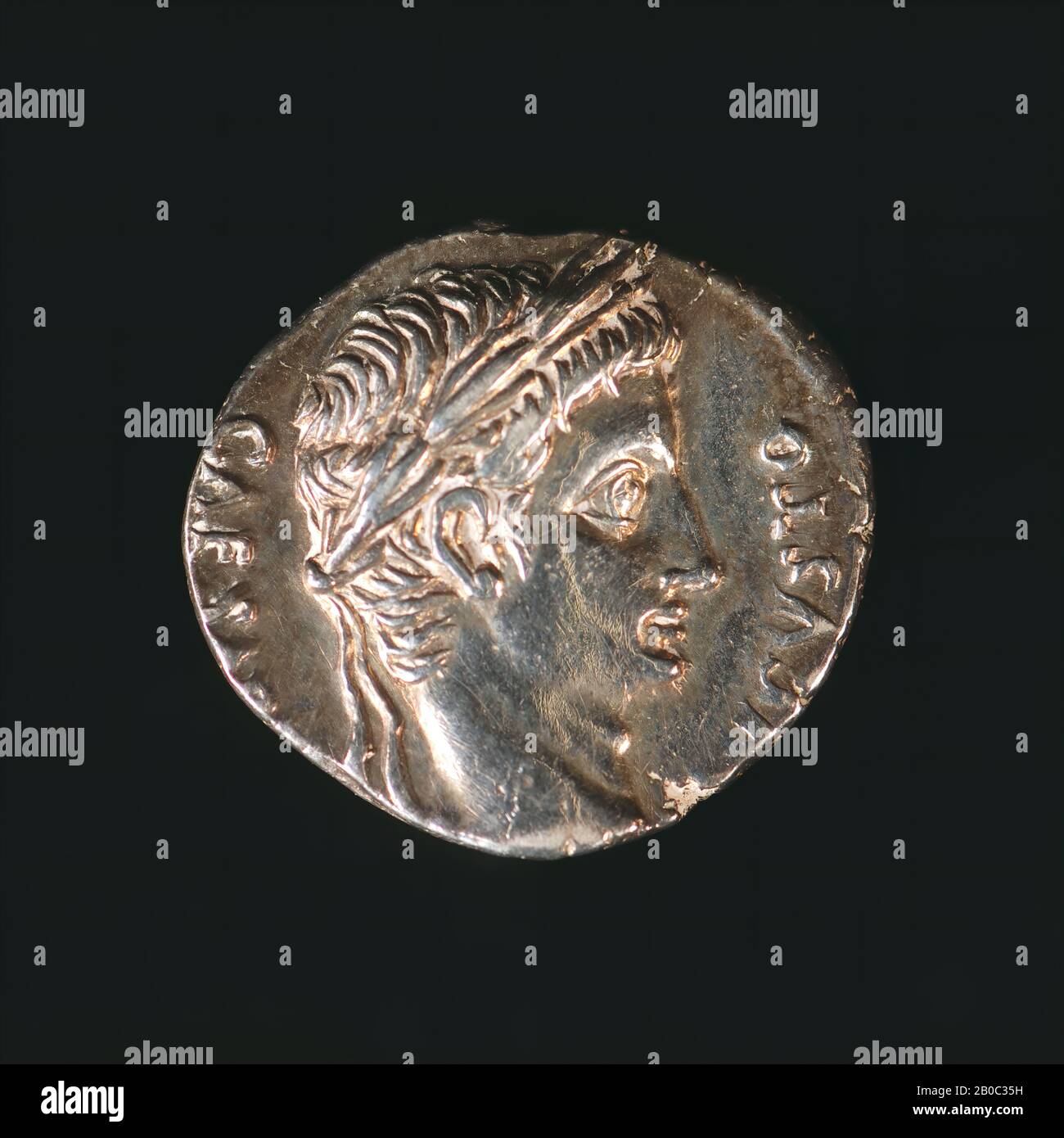 Unknown Artist, Denarius of Octavian Augustus, 019 BC-016 BC, silver ...
