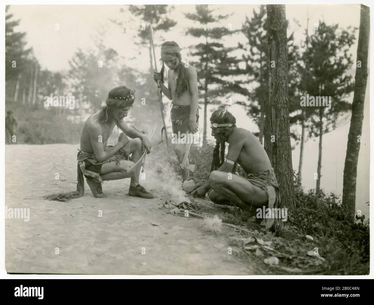 Ojibway native american indians hi-res stock photography and images - Alamy