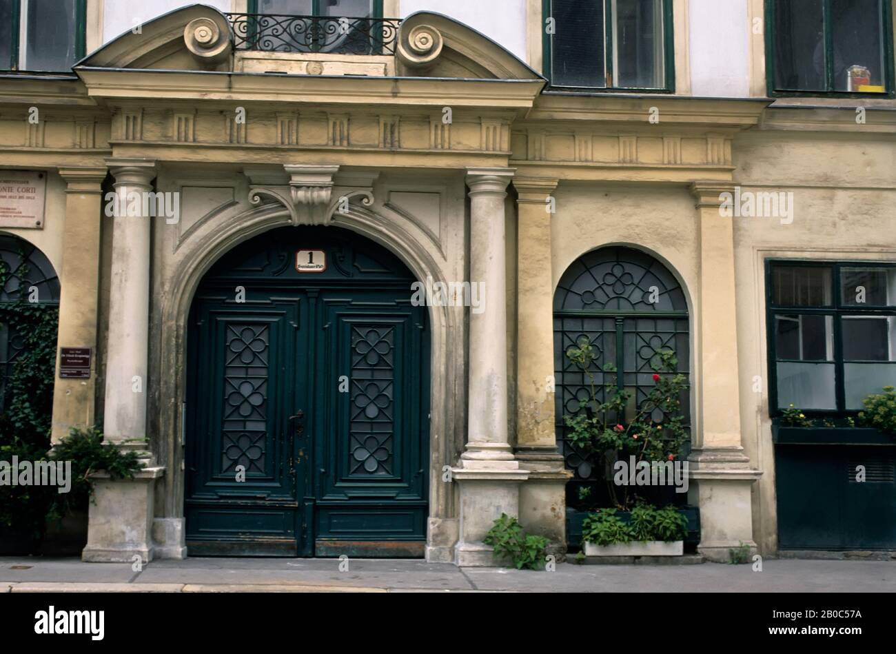 AUSTRIA, VIENNA, STREET SCENE, DOOR AND WINDOWS Stock Photo - Alamy