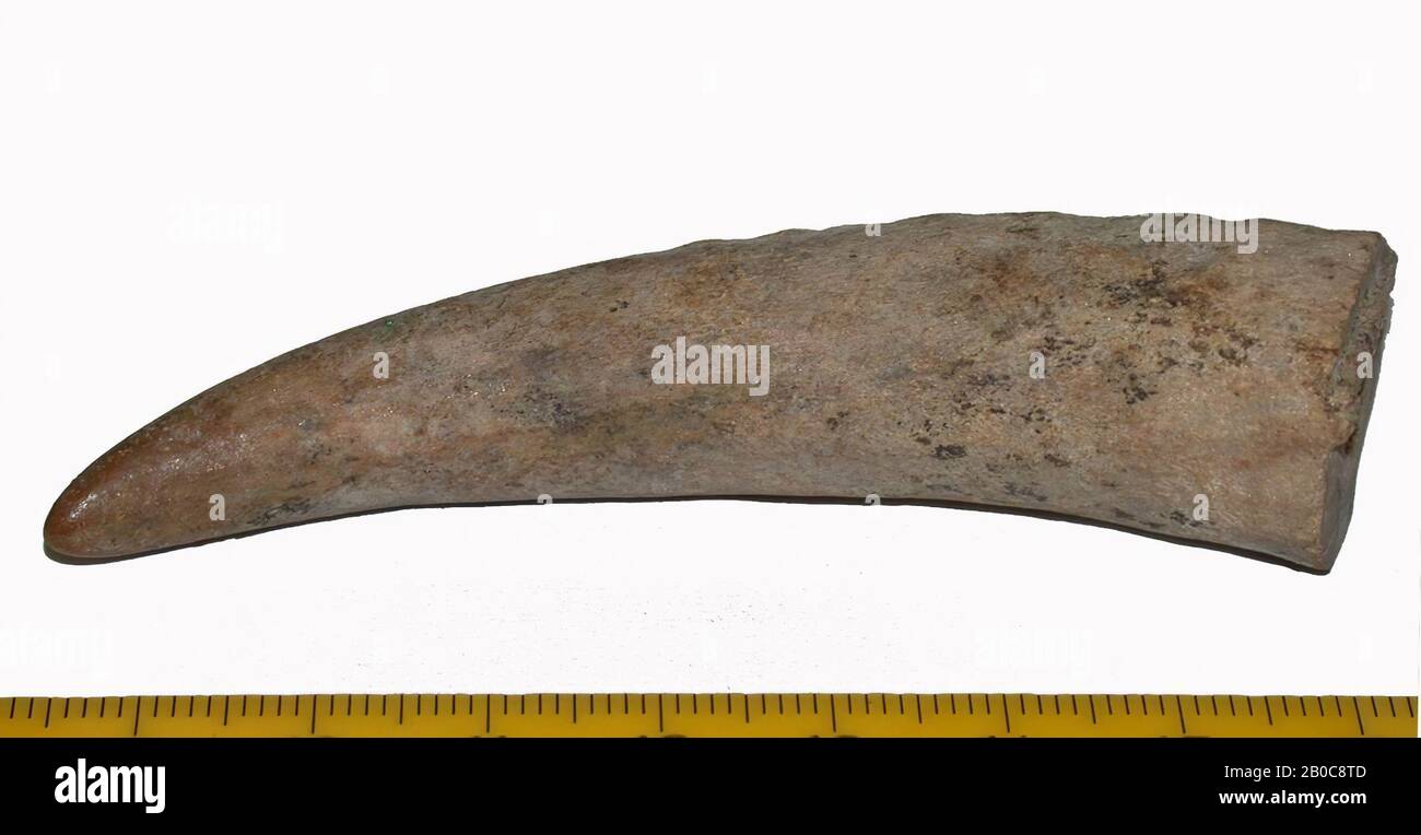 The Netherlands Middle Ages, waste, awl, organic, antlers, 7.4 cm, vmec ...