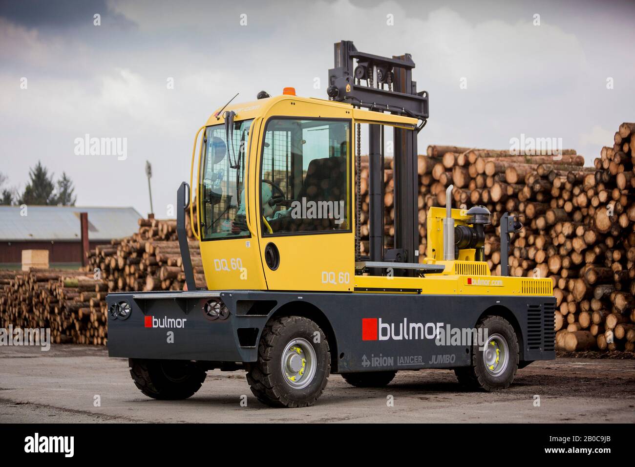 Side Loading Trucks High Resolution Stock Photography and Images - Alamy