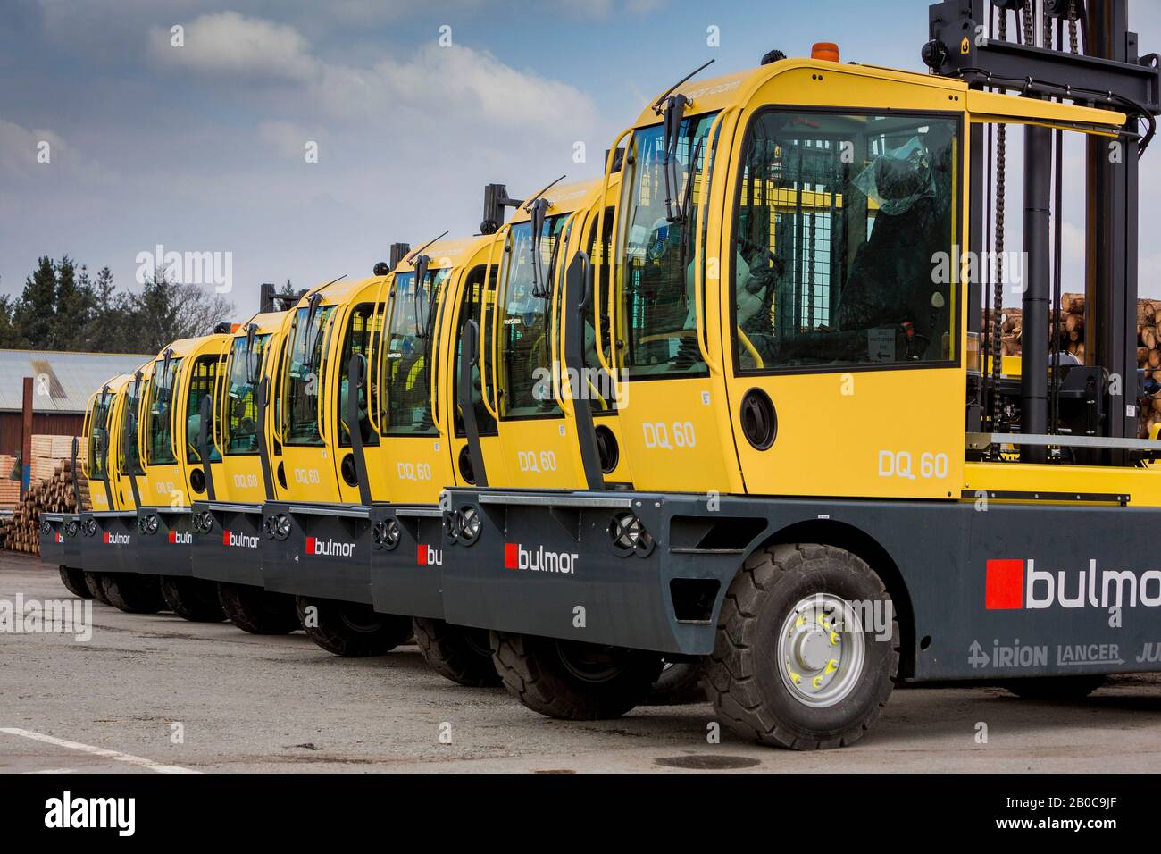 Side Loading Trucks High Resolution Stock Photography and Images - Alamy