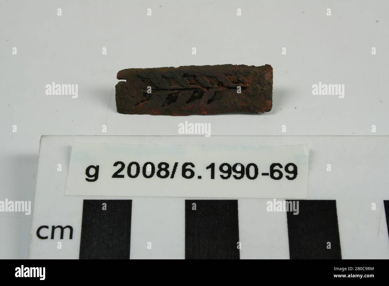 5 diamond shaped leaves hi-res stock photography and images - Alamy