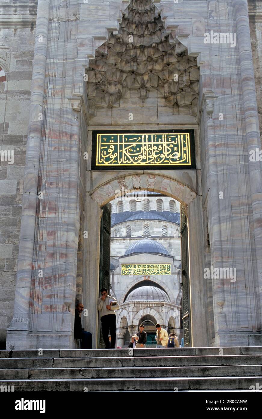 TURKEY, ISTANBUL, BLUE MOSQUE, ENTRANCE GATE Stock Photo - Alamy