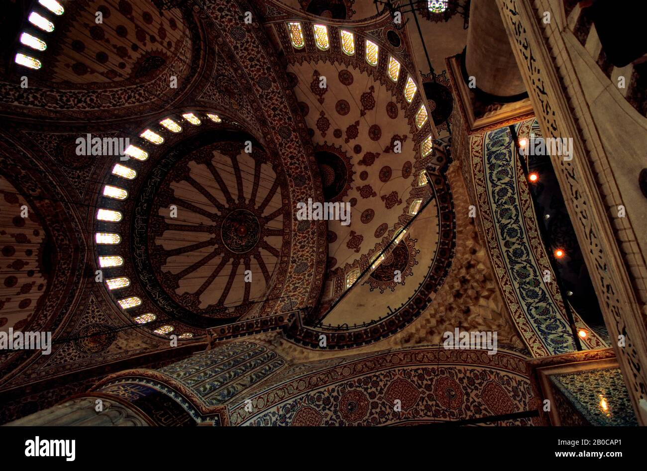 TURKEY, ISTANBUL, BLUE MOSQUE, INTERIOR, CEILING, DOME Stock Photo - Alamy