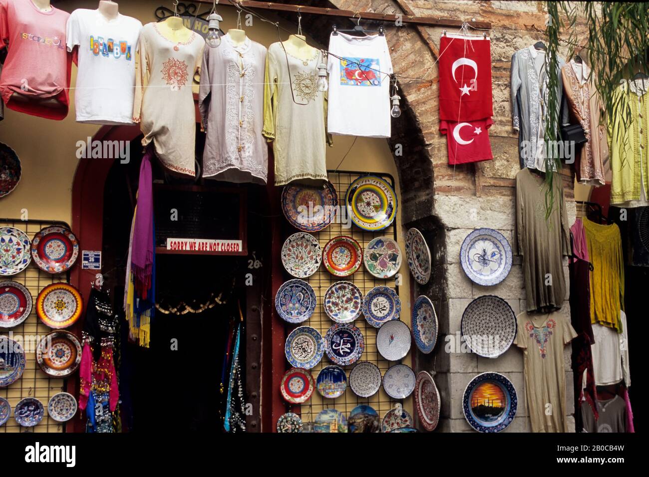TURKEY, ISTANBUL, SOUVENIR STORE Stock Photo - Alamy