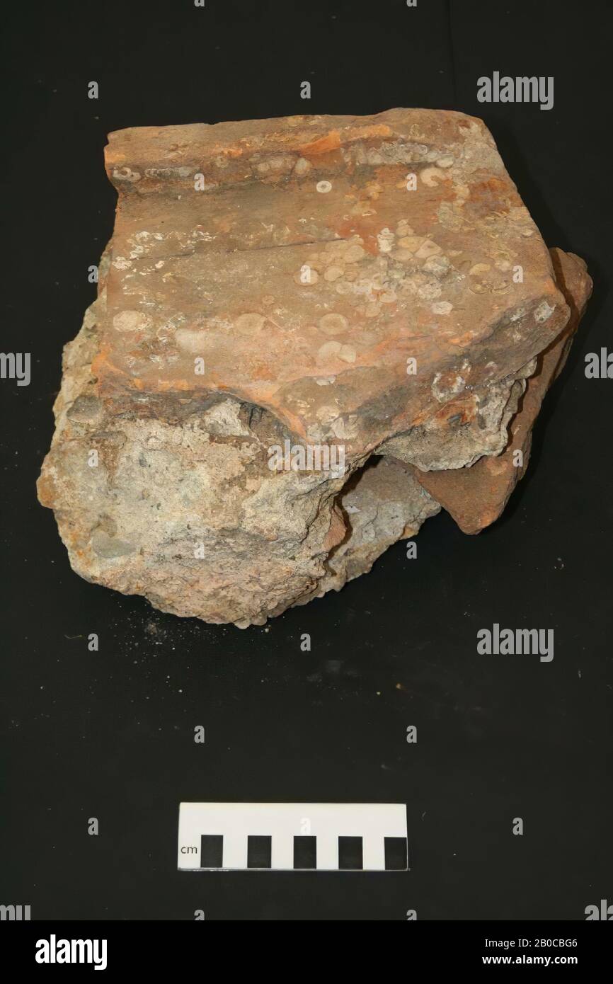 Roman roof tiles hi-res stock photography and images - Alamy