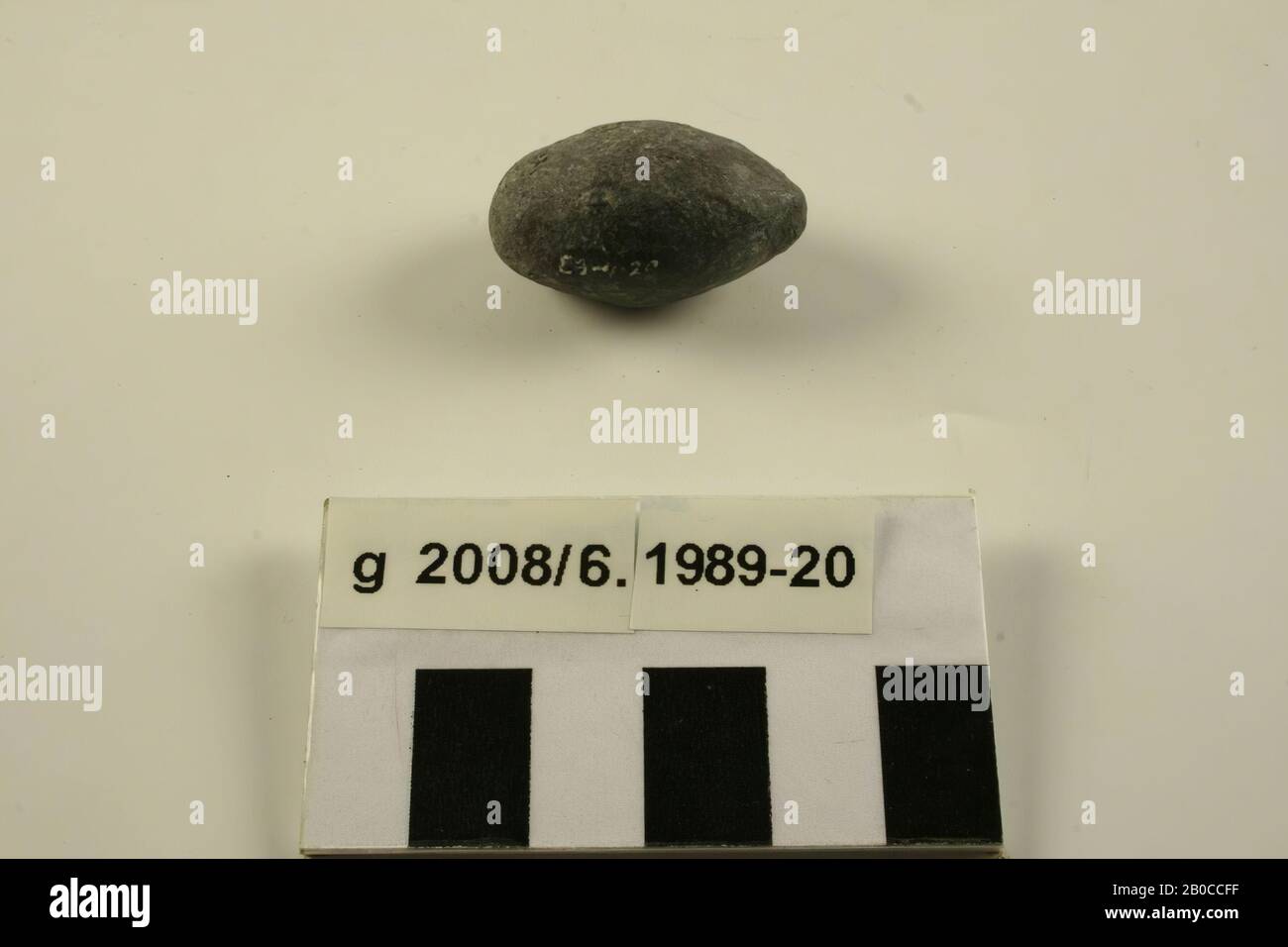 Pendulum cast hi-res stock photography and images - Alamy