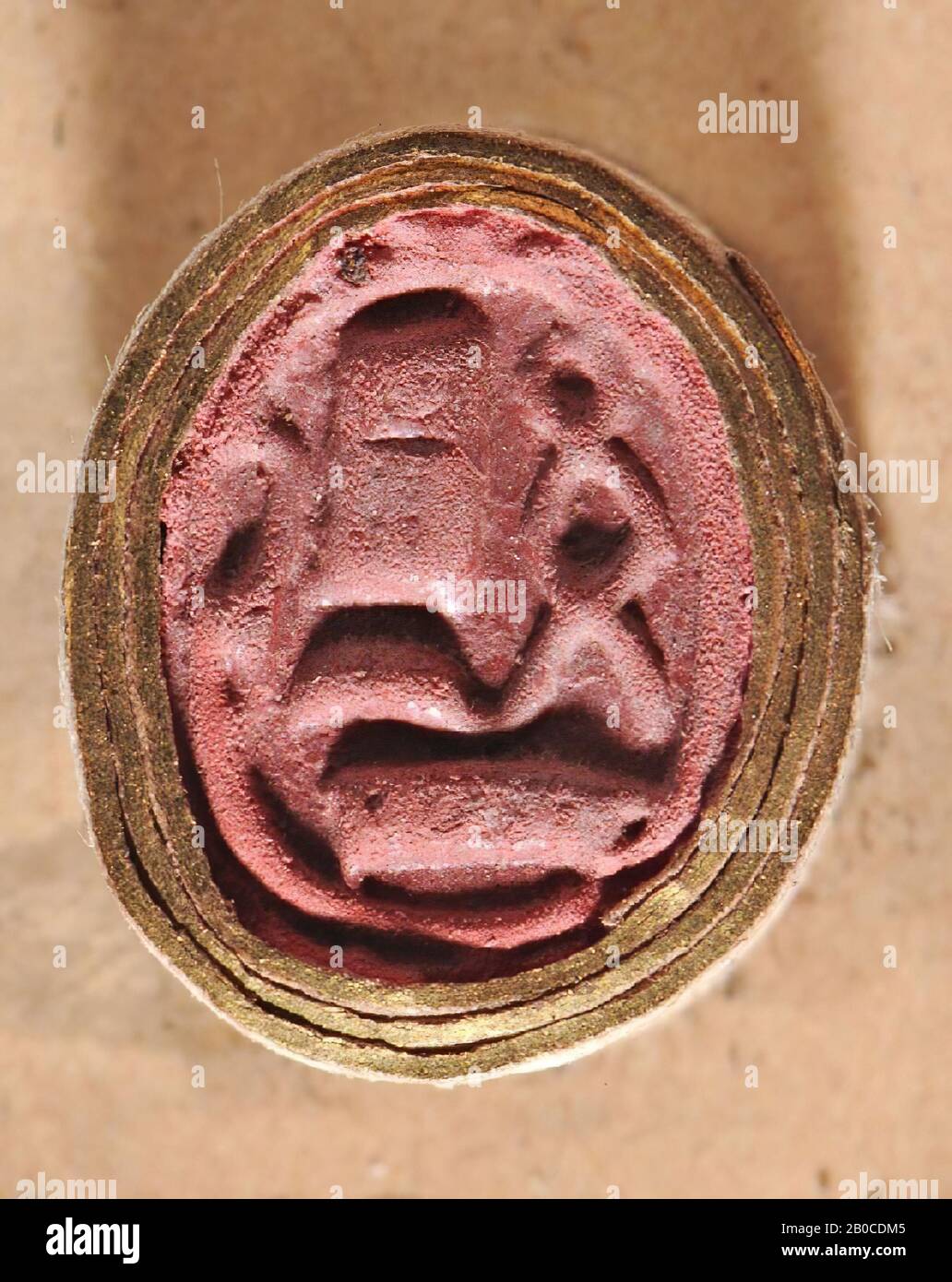 scarab, MeriPtah, The seal has the shape of a stylized scarab with ...