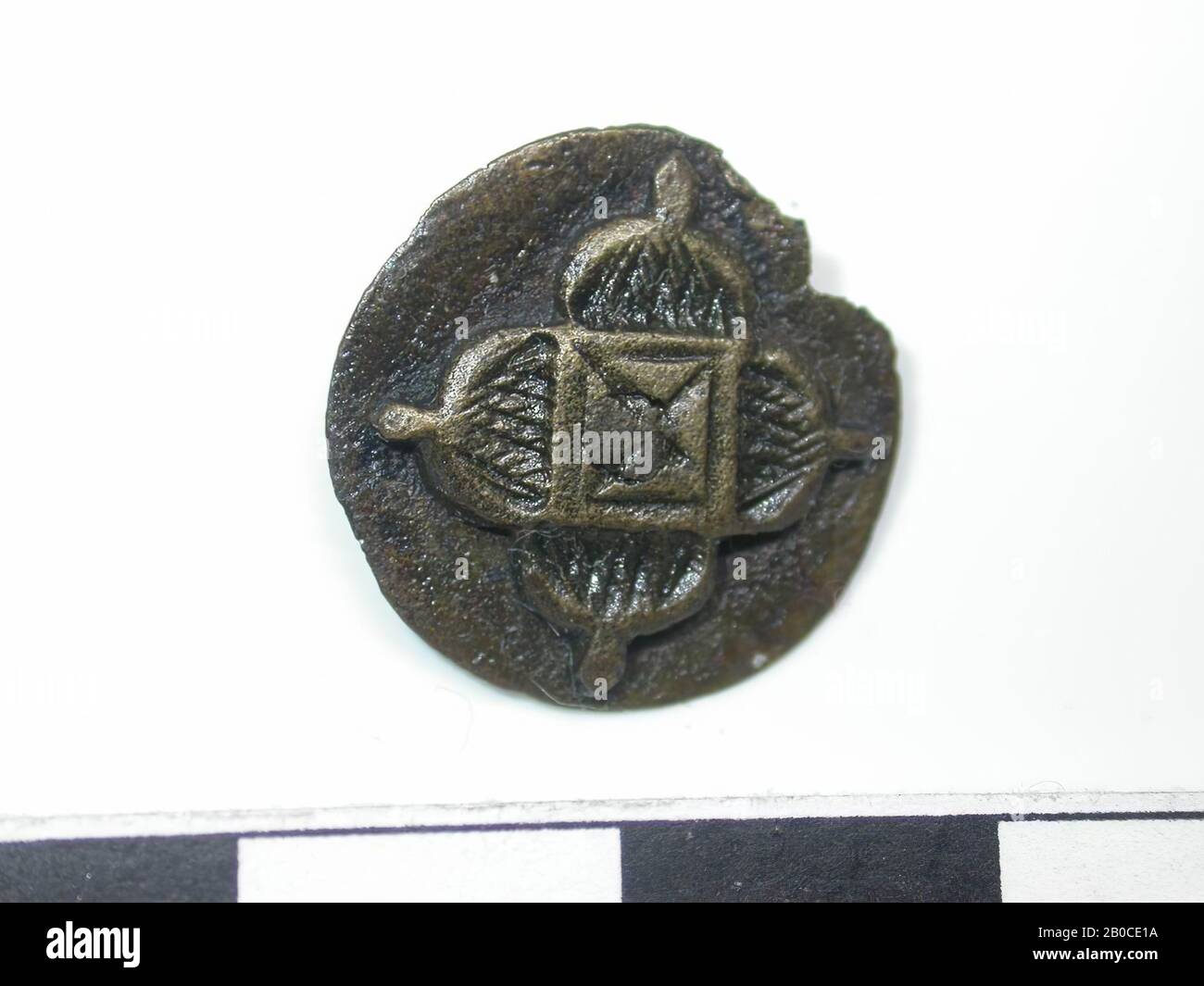 Circular shape, gold-colored (copper alloy). Circular shape with the ...