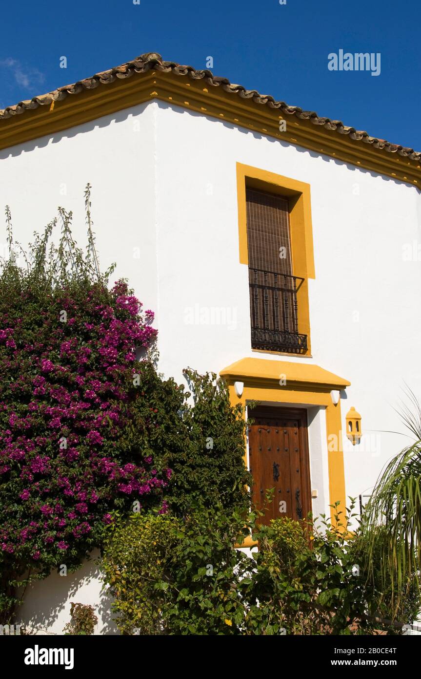 SPAIN, COSTA DEL SOL, MARBELLA, VACATION HOMES Stock Photo - Alamy