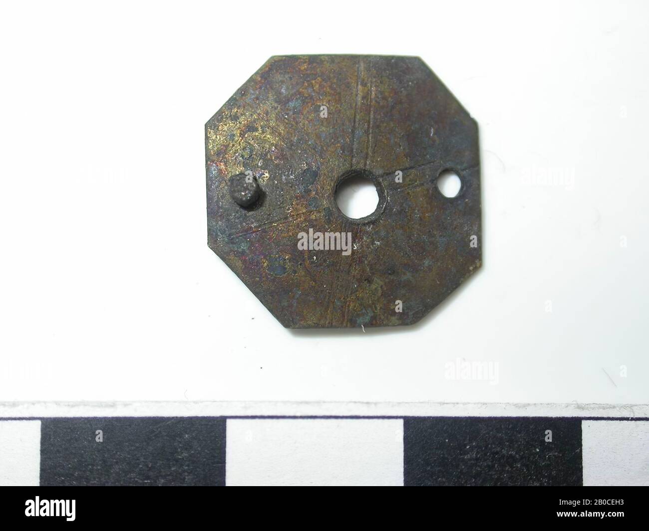 Octagon shape hi-res stock photography and images - Alamy