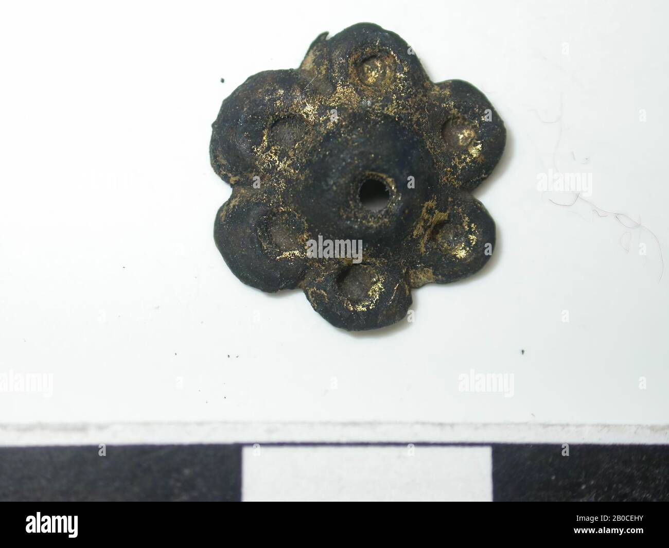 Golden hole hi-res stock photography and images - Alamy