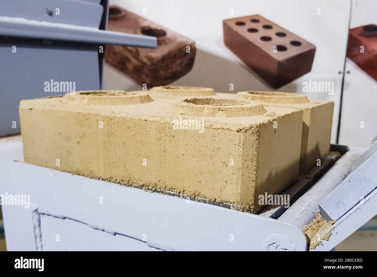 Clamping mechanism hi-res stock photography and images - Alamy